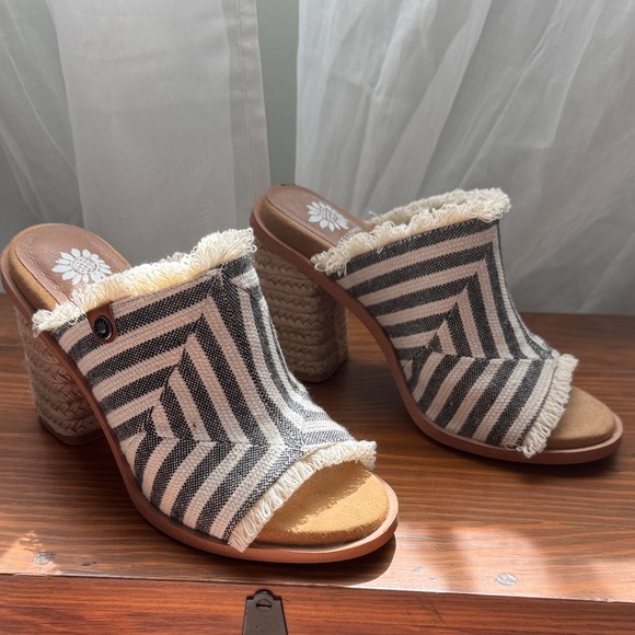 Yellow Box | Shoes | Yellow Box Black And White Striped Mules | Poshmark